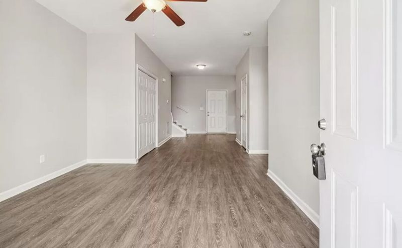 2365 North Circle Drive Northwest, Atlanta, Georgia 30318, United States